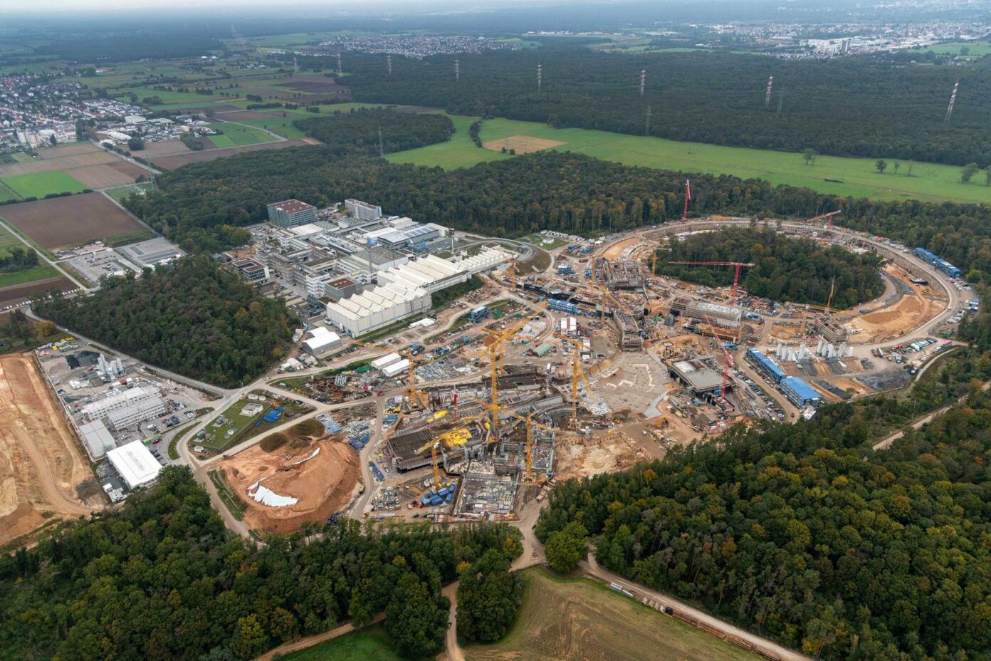 GA-tec rüstet Forschungsgroßprojekt mit Elektrotechnik aus | Der ...