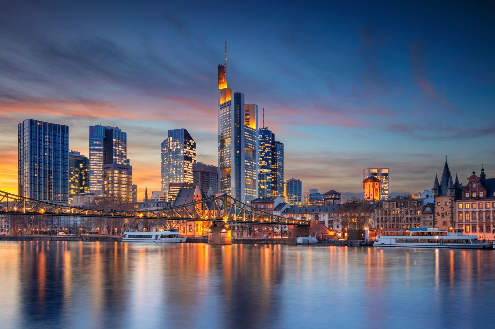 Strabag PFS übernimmt Adomus Facility-Management | Der Facility Manager ...